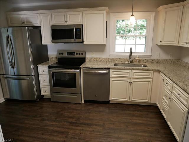 2504 Wedge Place