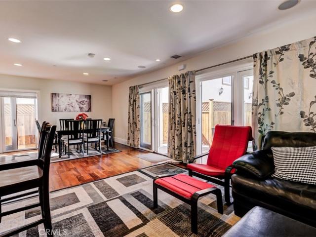 2504 23rd St, Unit B, Santa Monica, CA 90405 | MLS #TR25164