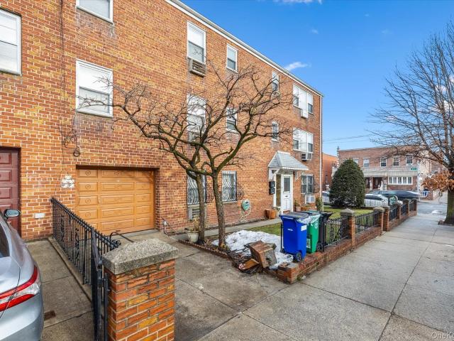 2504 42nd Street