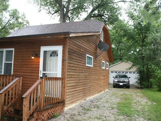 25057 W Petite Ave, Antioch, IL 60002