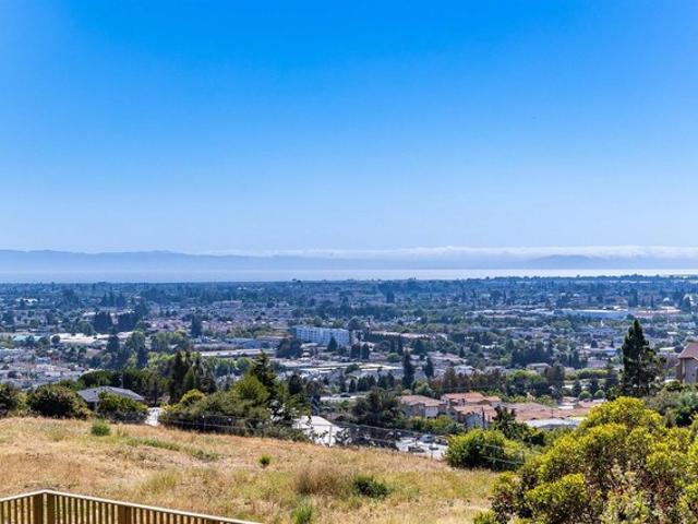2505 Miramar Ave Apt 114, Castro Valley, CA 94546