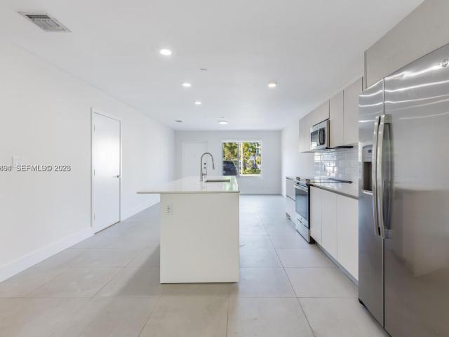 2505 NE 193rd St, Unit 4116, Miami, FL 33180 | MLS #A11973