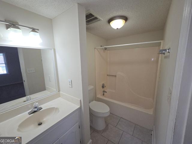 2505 Broad Street 321