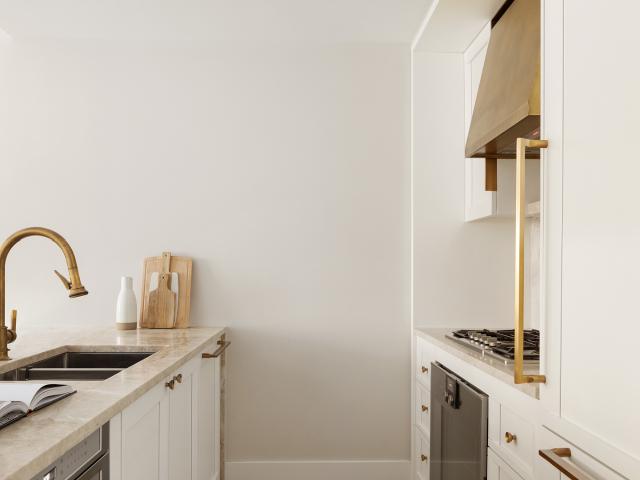 2505 broadway 7b