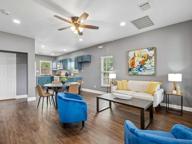 2505 Chester Ave, Fort Worth, TX 76106