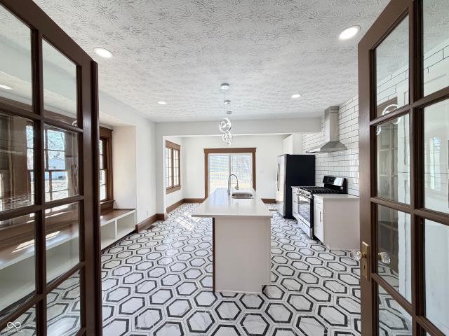 2505 E 17th St, Indianapolis, IN 46218 | Compass