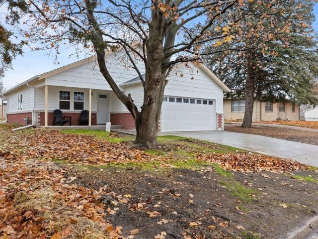 2505 E 40th Street