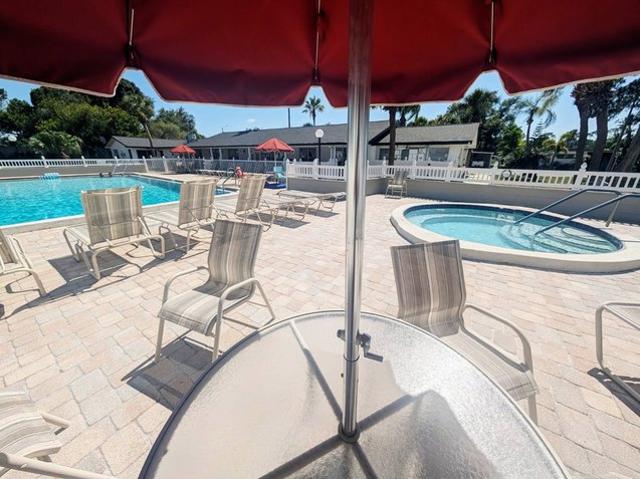 2505 E Bay Dr, Largo, FL 33771