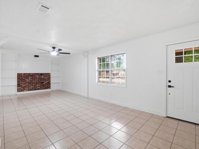 2505 Fairfield Drive