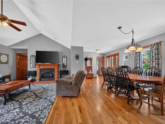 2505 Footville Richmond Road E