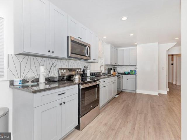 2505 Hamilton Ave, Baltimore, MD 21214