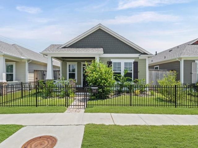 2505 Houston Ave, Pearland, TX 77581