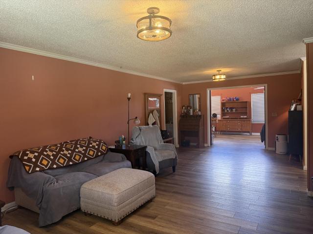 2505 Kenwood Drive