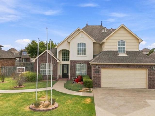 2505 S 10th St, Broken Arrow, OK 74012