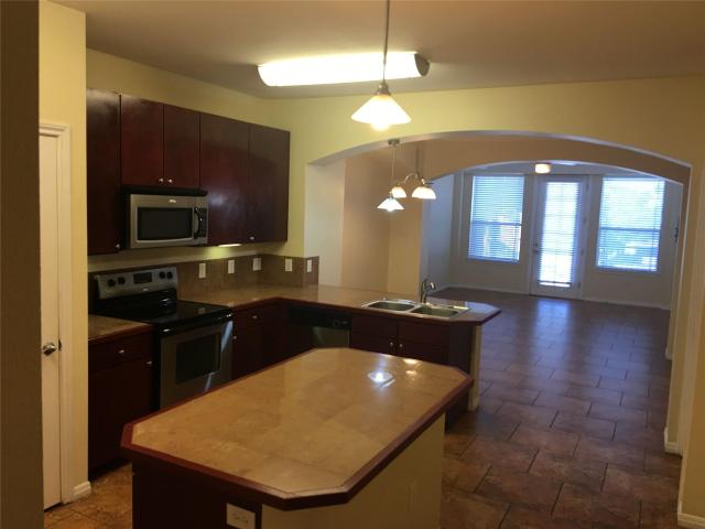 2505 San Gabriel St # 204