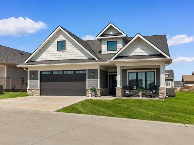 2505 SE Vintage Ln, Waukee, IA 50263