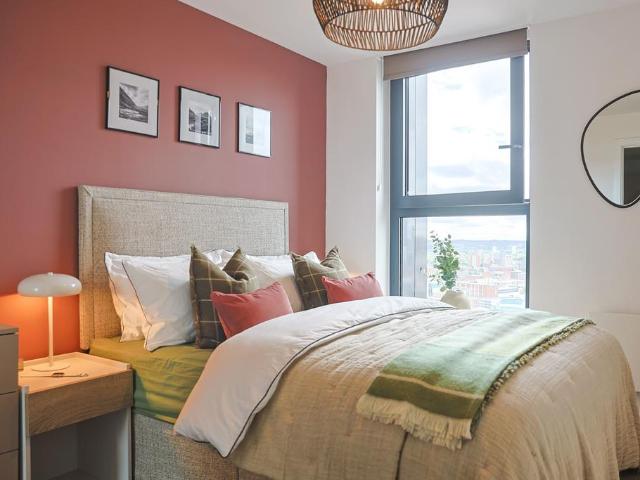 2505, Silver Yard, 100 Moor Street. 2 bed apartment to rent £1,410 pcm £325 pw