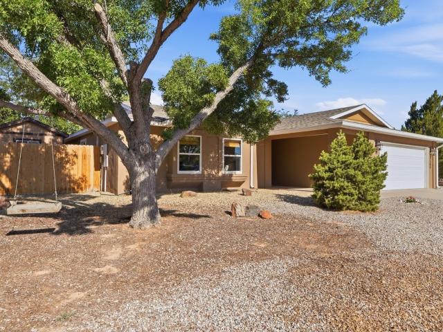 2505 Twin Buttes Drive NE