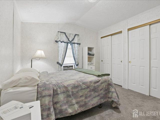 2505 Tri 36M Woodbridge Avenue