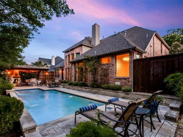 2505 Valley Glen Court