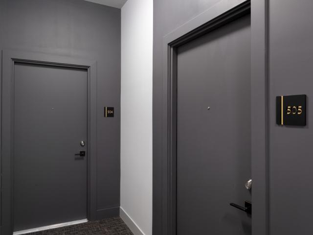 2505 W Farragut Ave, Unit 402, Chicago, IL 60625 | MLS #12597 | Compass