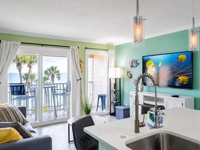 2506 N Rocky Point Dr Unit 331, Tampa, FL 33607