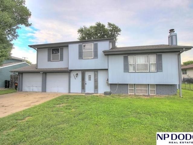 2506 N Wyoming Ave, Fremont, NE 68025