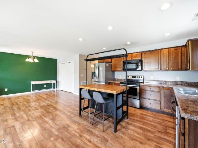 2506 Overlook Road