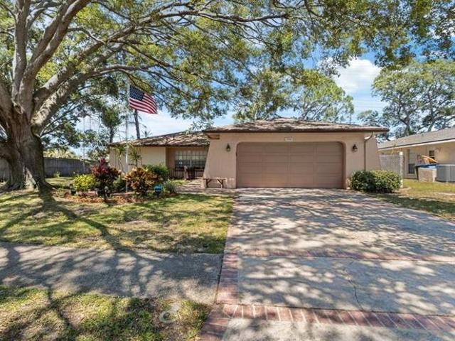 2506 Cypress Bend Dr W, Clearwater, FL 33761