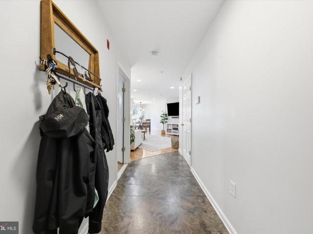 2506 Coach House Way # 1C