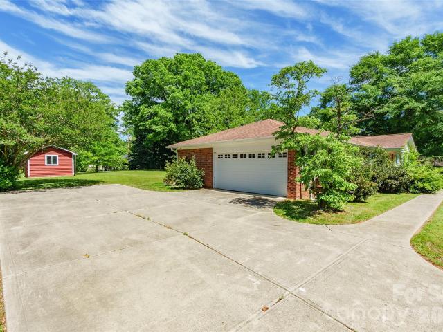 2506 Colebrook Dr, Rock Hill, SC 29732 | MLS #4372 | Compass