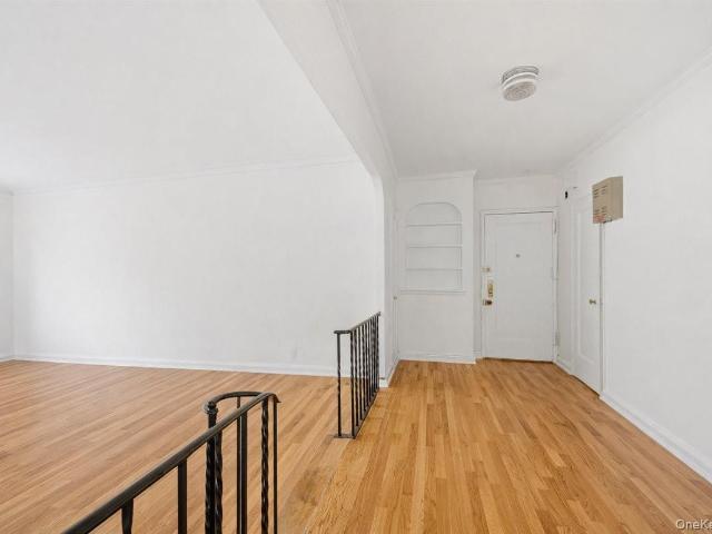2506 Davidson Avenue 6A