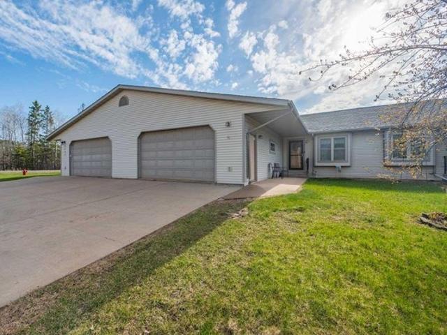 2506 E 21st Ave, Hibbing, MN 55746