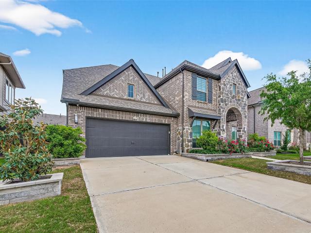 2506 Falling Fig Lane