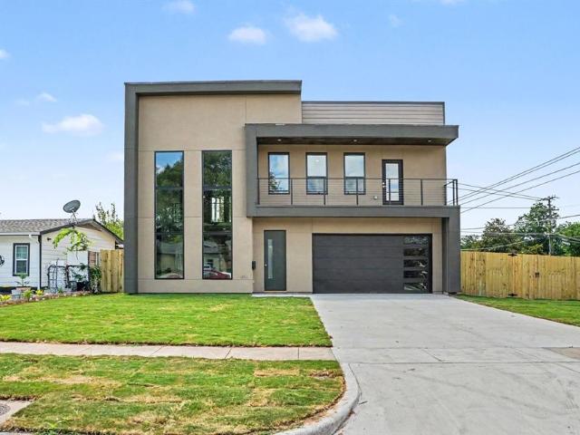 2506 Gross Road