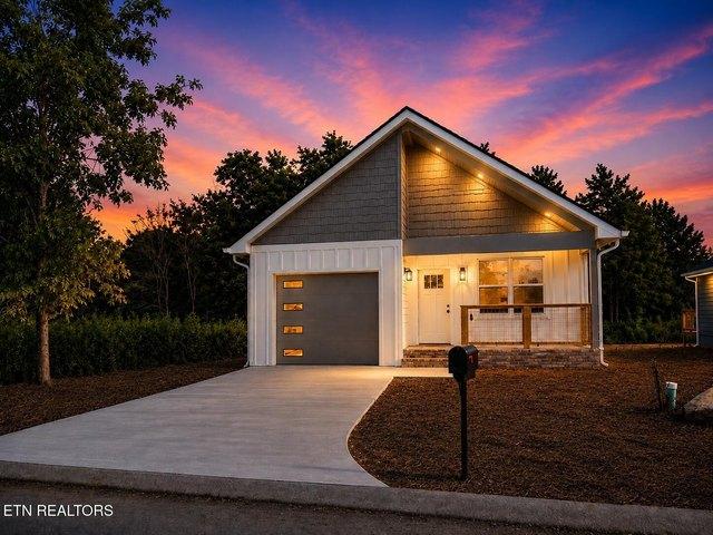 2506 Limestone Ct, Sevierville, TN 37876