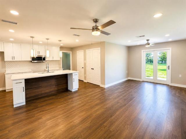 2506 Lolita Drive