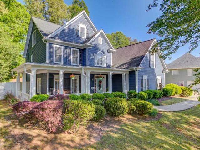 2506 Retreat Dr, Marietta, GA 30066