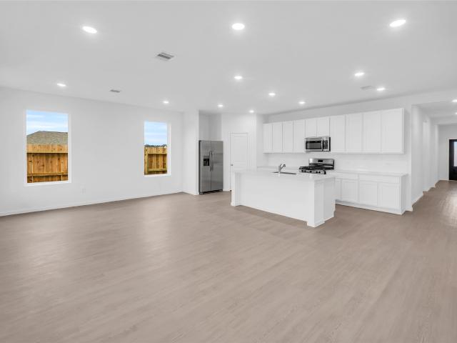 2506 Rose Gold Drive