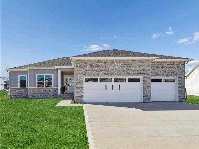 2506 10th Ave SE, Altoona, IA 50009