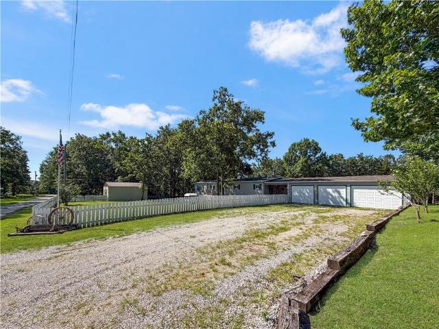 25072 Lynx Lane