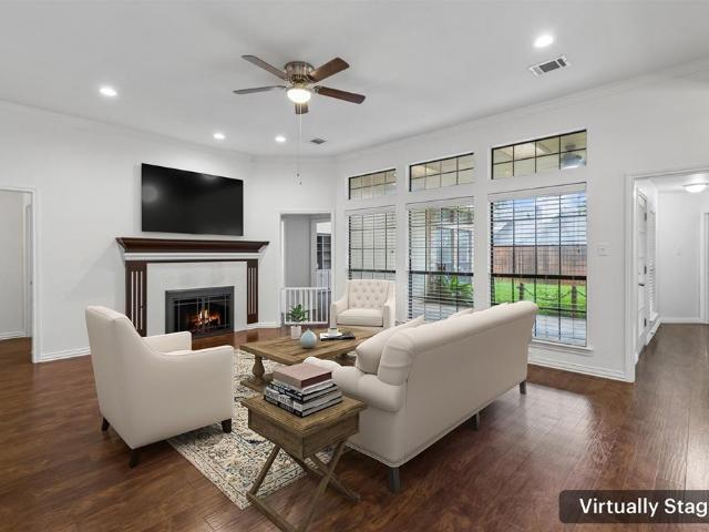 2507 Mandy Way
