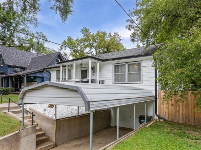 2507 Maple Avenue