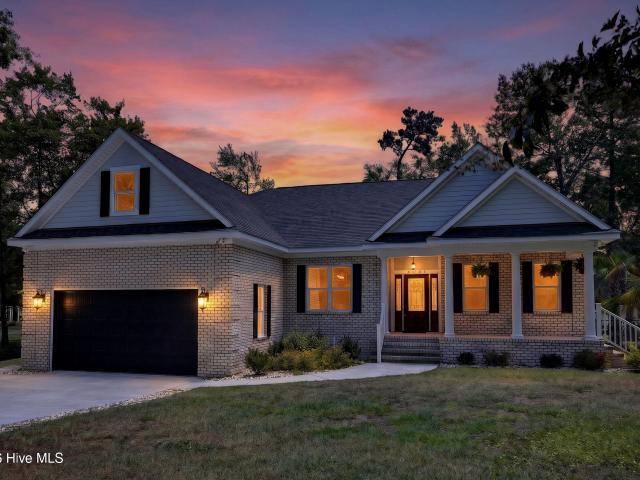 2507 Mary Frances Court NE