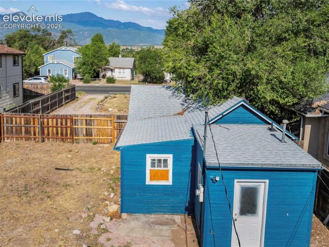 2507 N Cascade Avenue