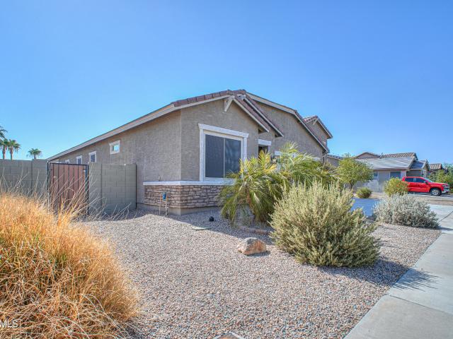 2507 n casa grande avenue
