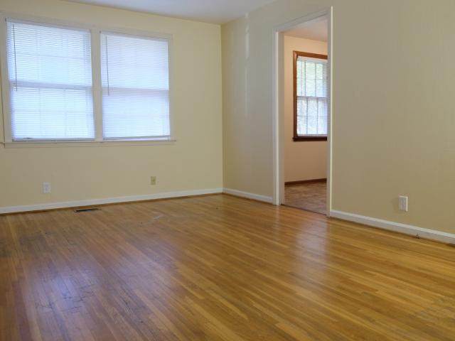 2507 Oakland Ave # B