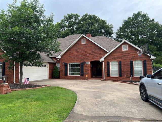 2507 Bacon Ct, Muskogee, OK 74403
