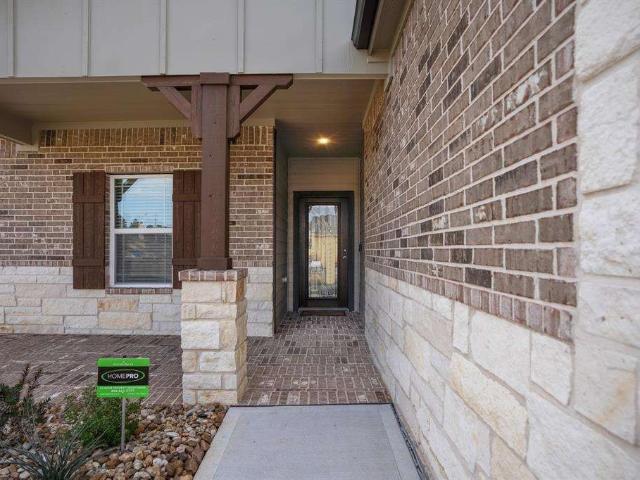 2507 Canyon Crown Court