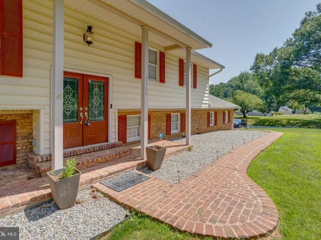 2507 Claret Drive